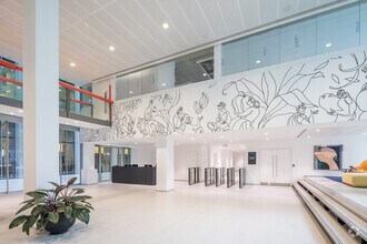 1 Ropemaker St, London, EC2Y 9AW - Podium at Citypoint | LoopNet UK