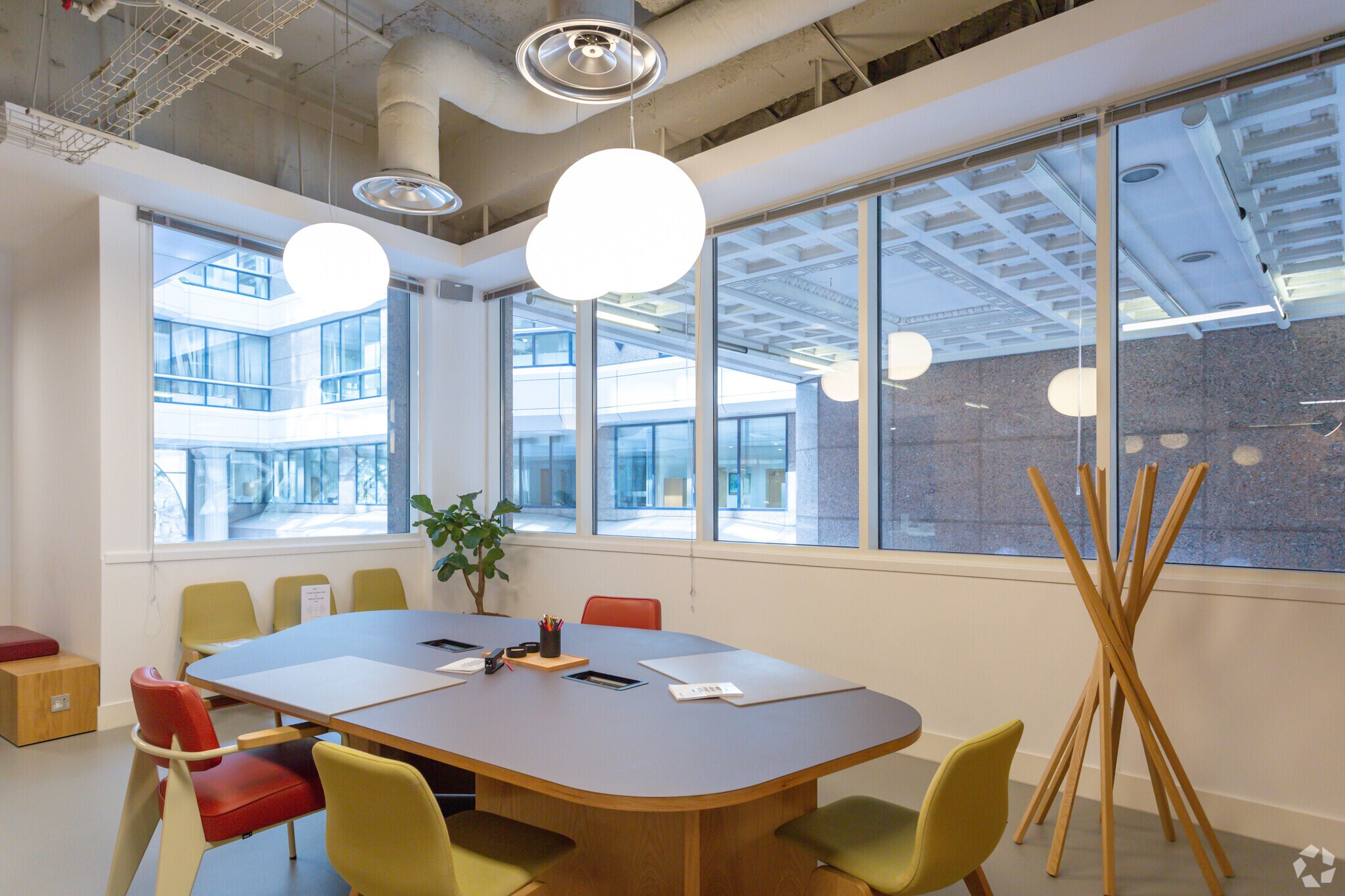 35 Bull St, Birmingham B4 6AF - The Lewis Building & Priory Court ...