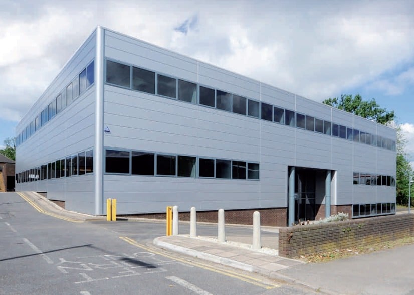 Maylands Ave, Hemel Hempstead, HP2 7DF - The Cube | LoopNet UK