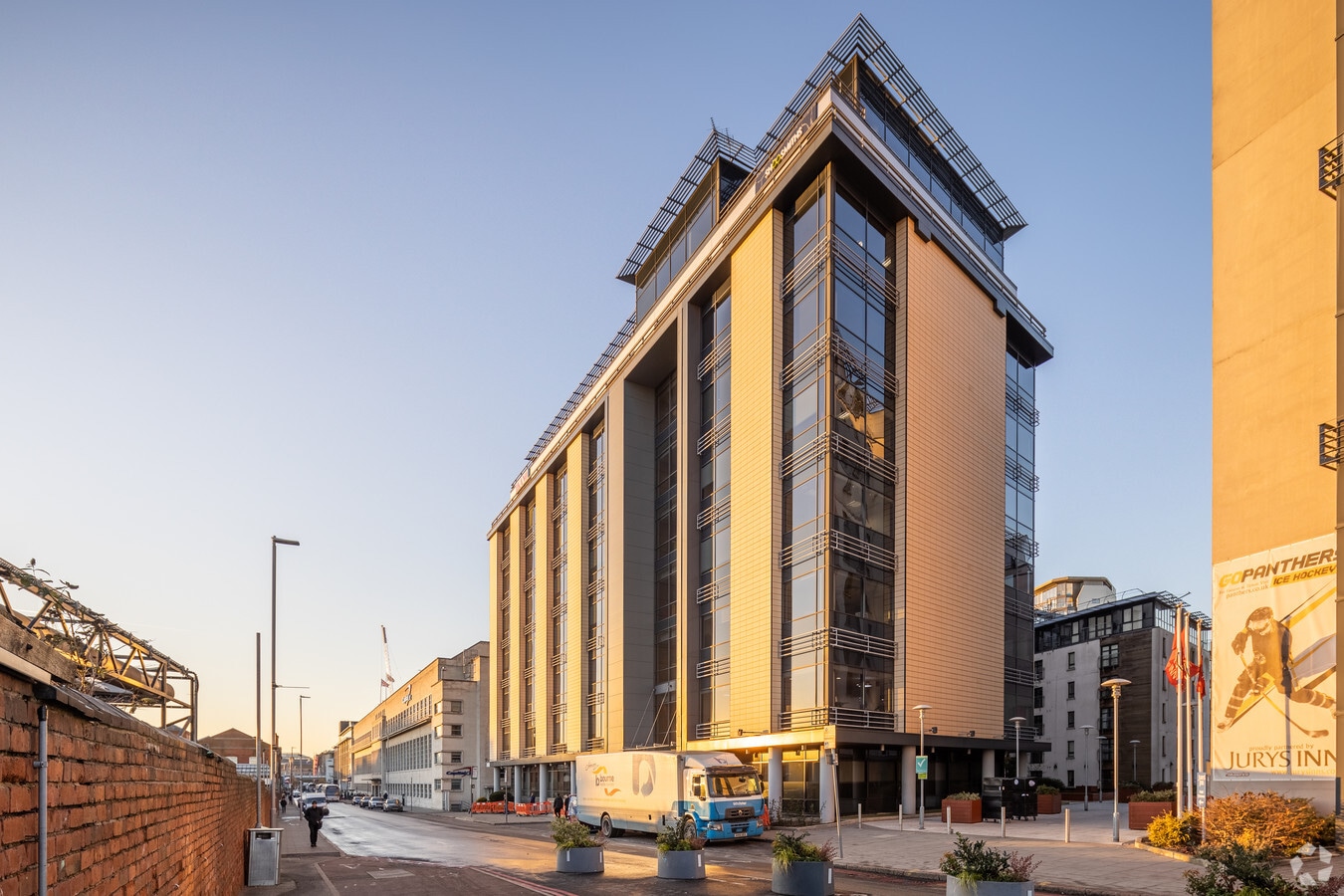 London Rd, Nottingham NG2 3BJ - Waterfront Plaza | LoopNet UK