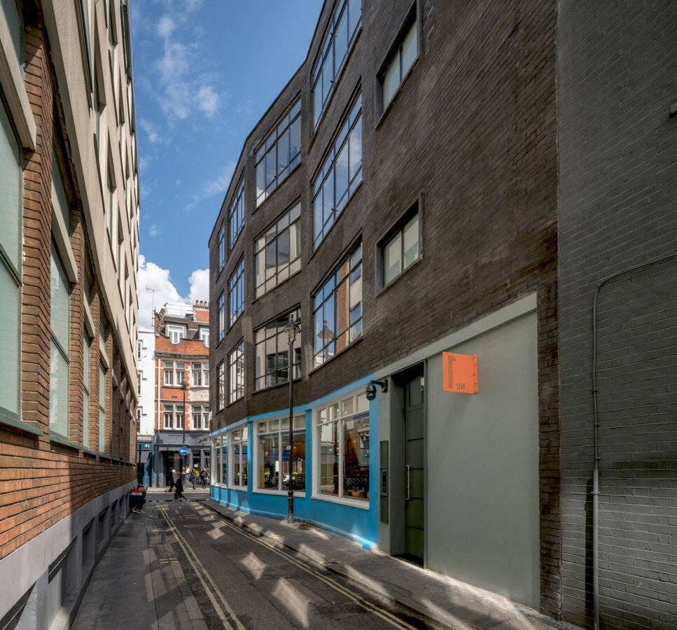 64 Dean St, London W1D 4QG | LoopNet UK