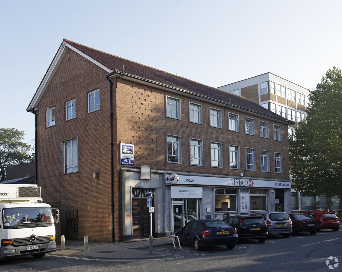 9 The Boulevard, Crawley, RH10 1UR | LoopNet UK