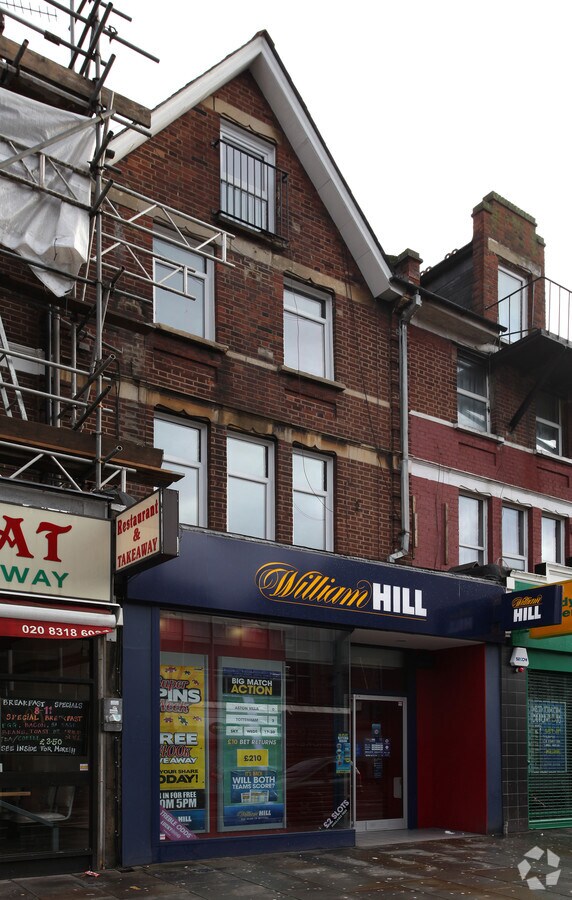 163 Lewisham High St, London, SE13 6AA - GBR