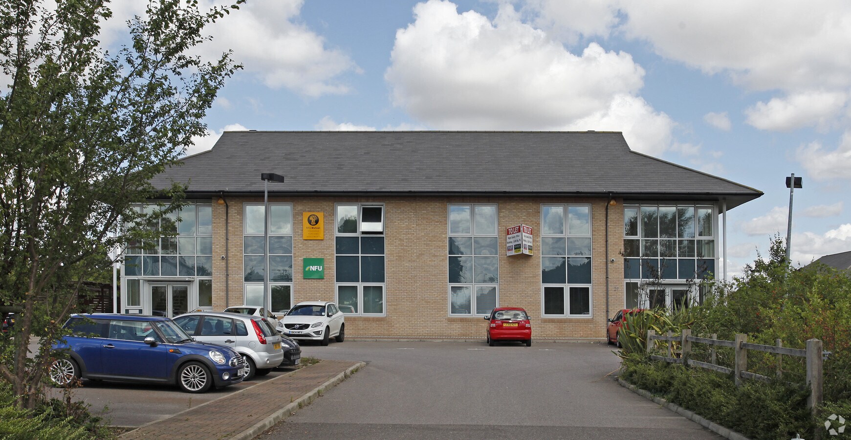 25-27 Springfield Lyons Appr, Chelmsford CM2 5LB | LoopNet UK