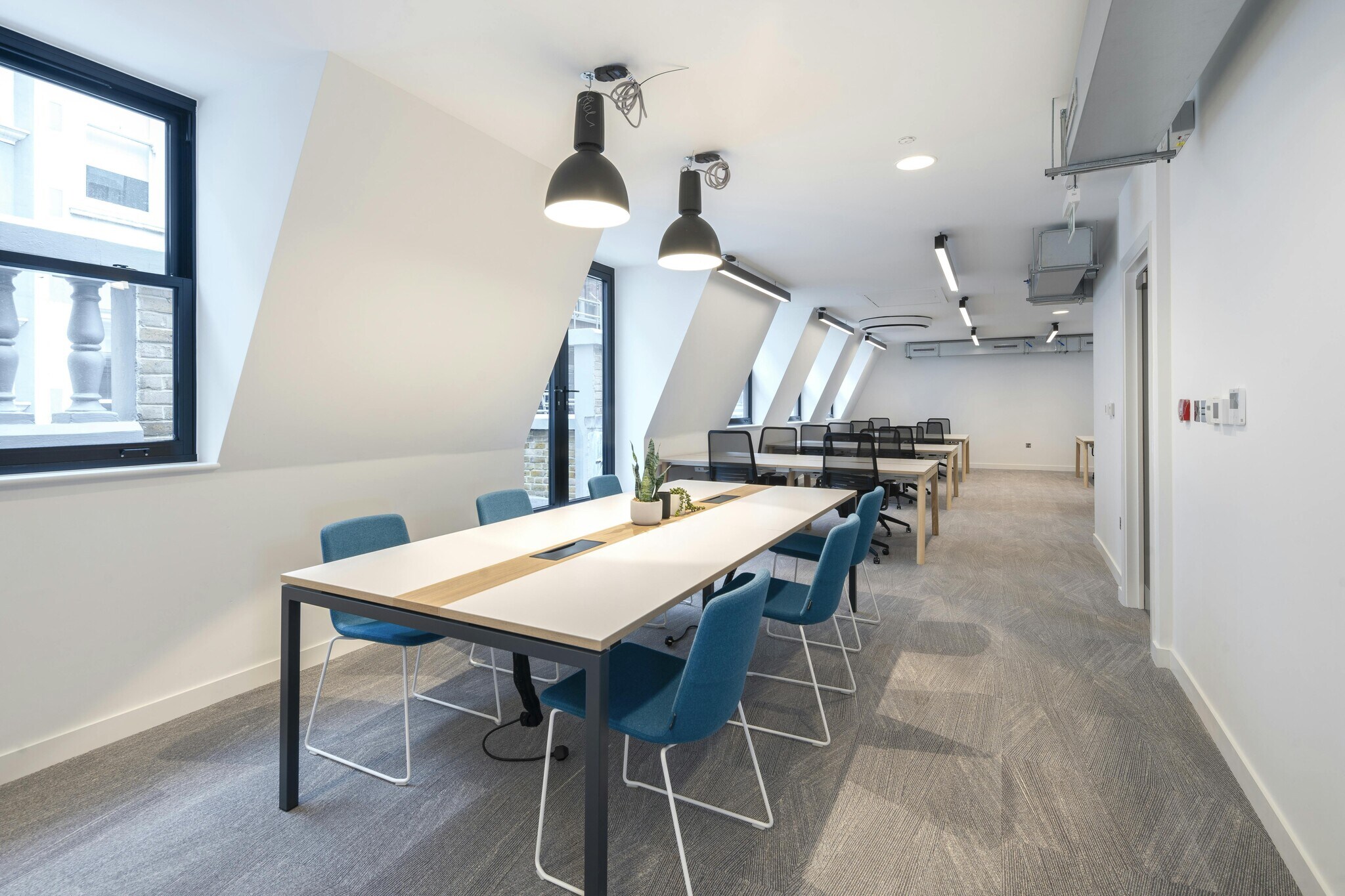 Office Space to Rent - Builder House, 1-3 Pemberton Row, London, EC4A ...