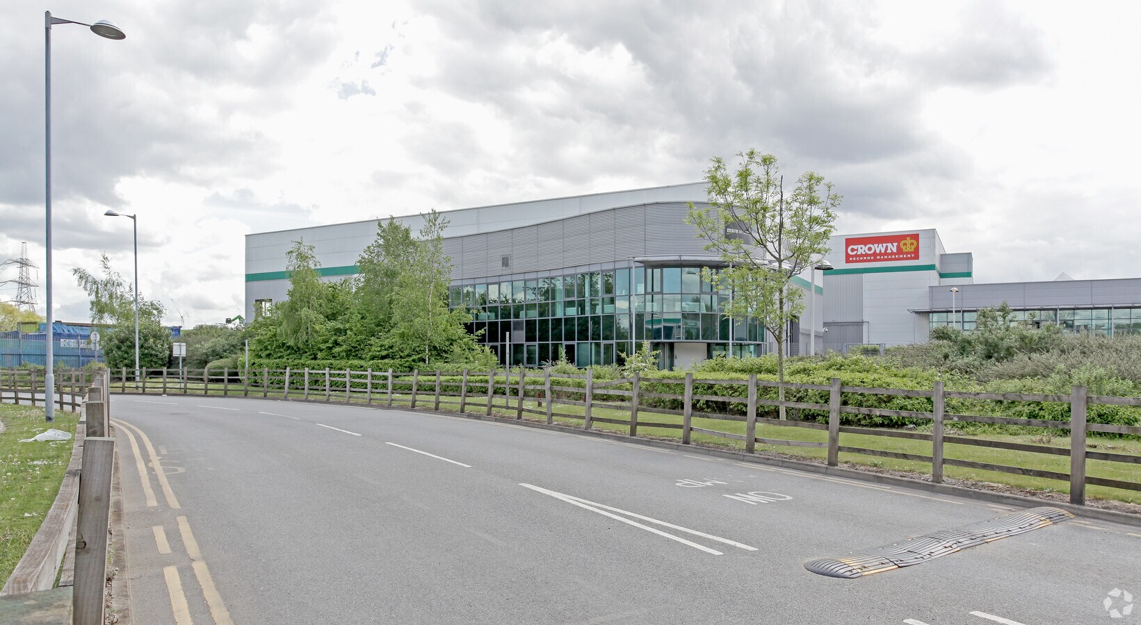 Industrial Space to Rent - Twelvetrees Cres, London, E3 3JH - 31,538 sq ...