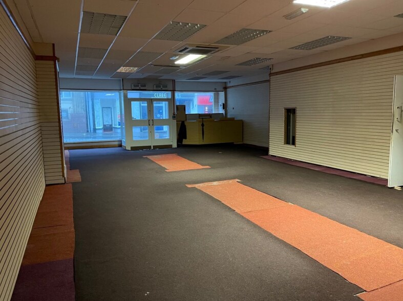 18 Great Darkgate St, Aberystwyth SY23 1DE - Retail for Rent | LoopNet UK