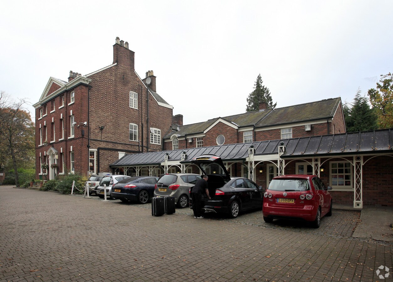 Bailey Ln, Manchester M90 4EG | LoopNet UK