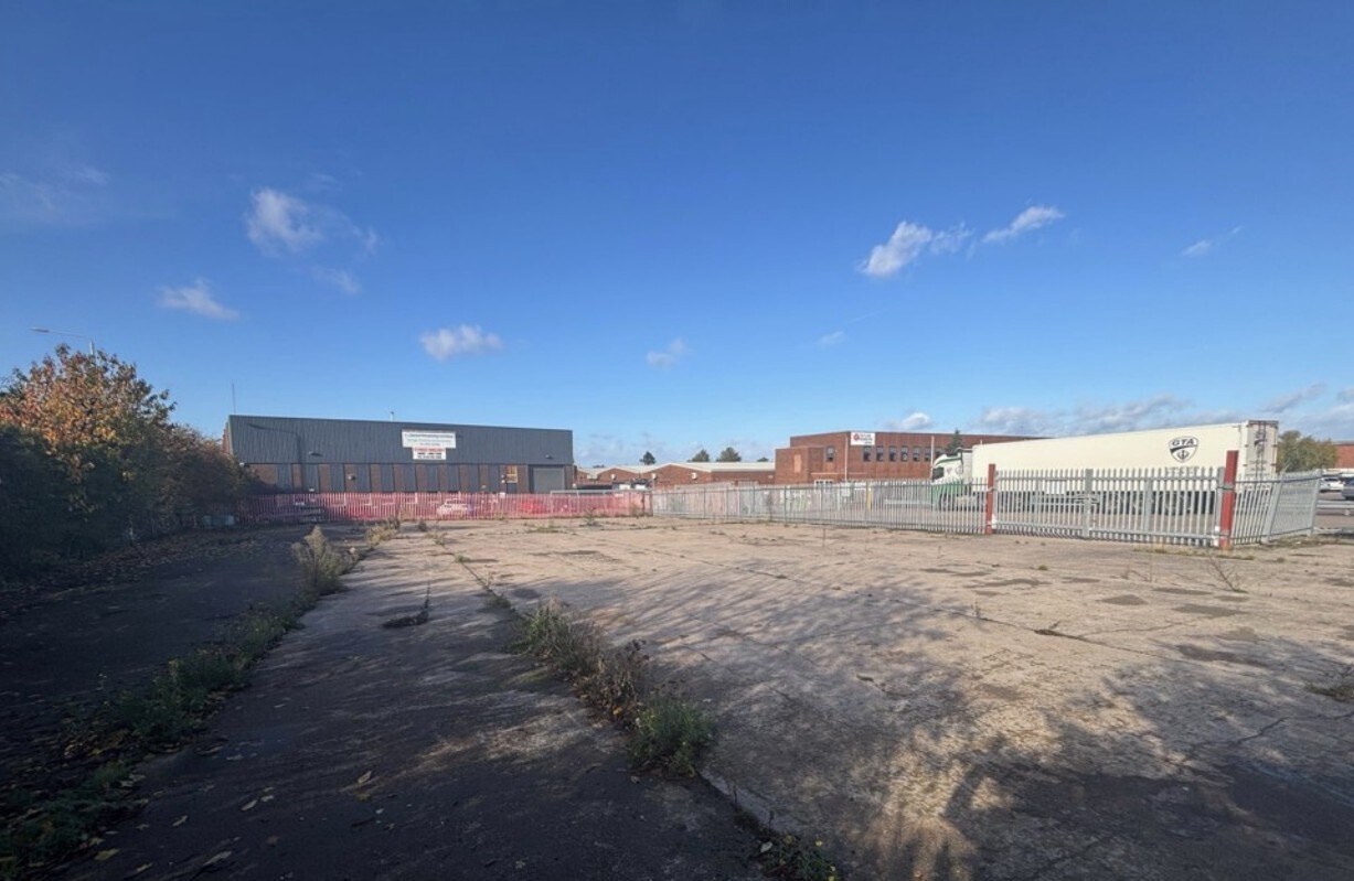Yard at, 2 New Star Rd, Leicester, LE4 9JD - 12,197 sq ft | LoopNet