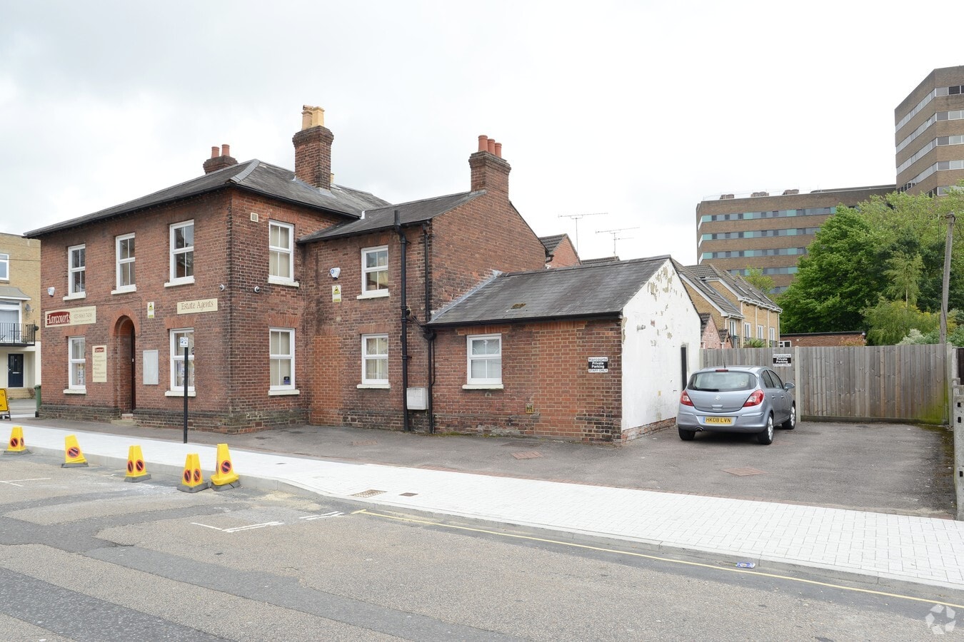 11 Kings Park Rd, Southampton SO15 2AT | LoopNet UK