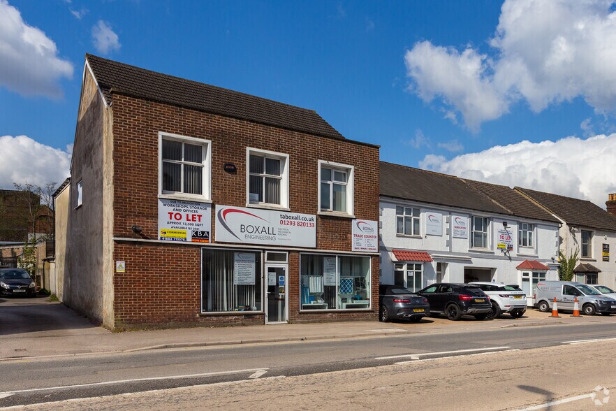 20 Balcombe Rd, Horley, RH6 9HR - GBR