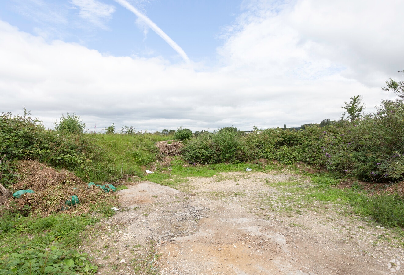 Monks Way W, North Ferriby HU14 3HH | LoopNet UK