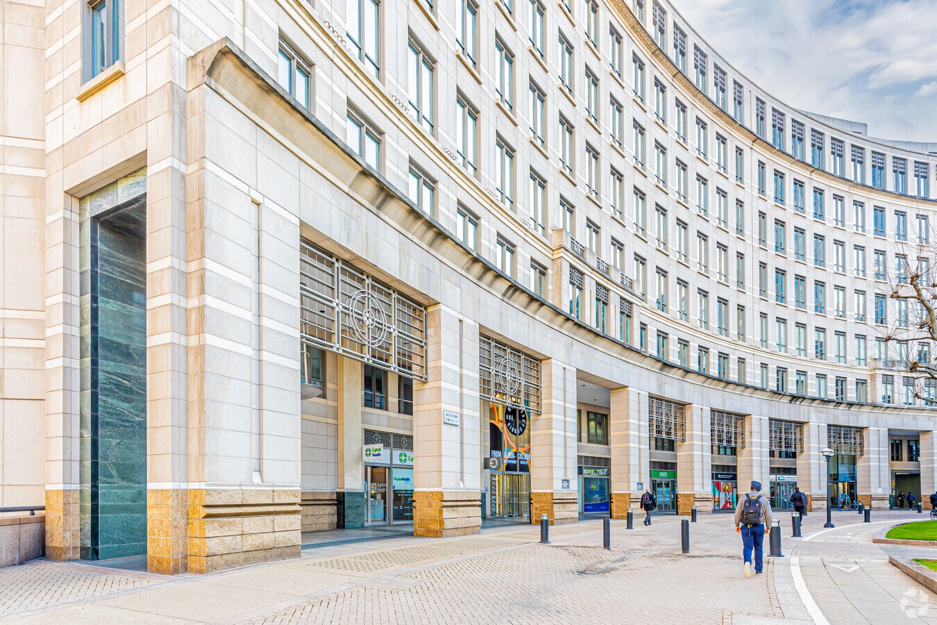 1-2 Westferry Circ, London E14 4HA - Office for Rent | LoopNet UK