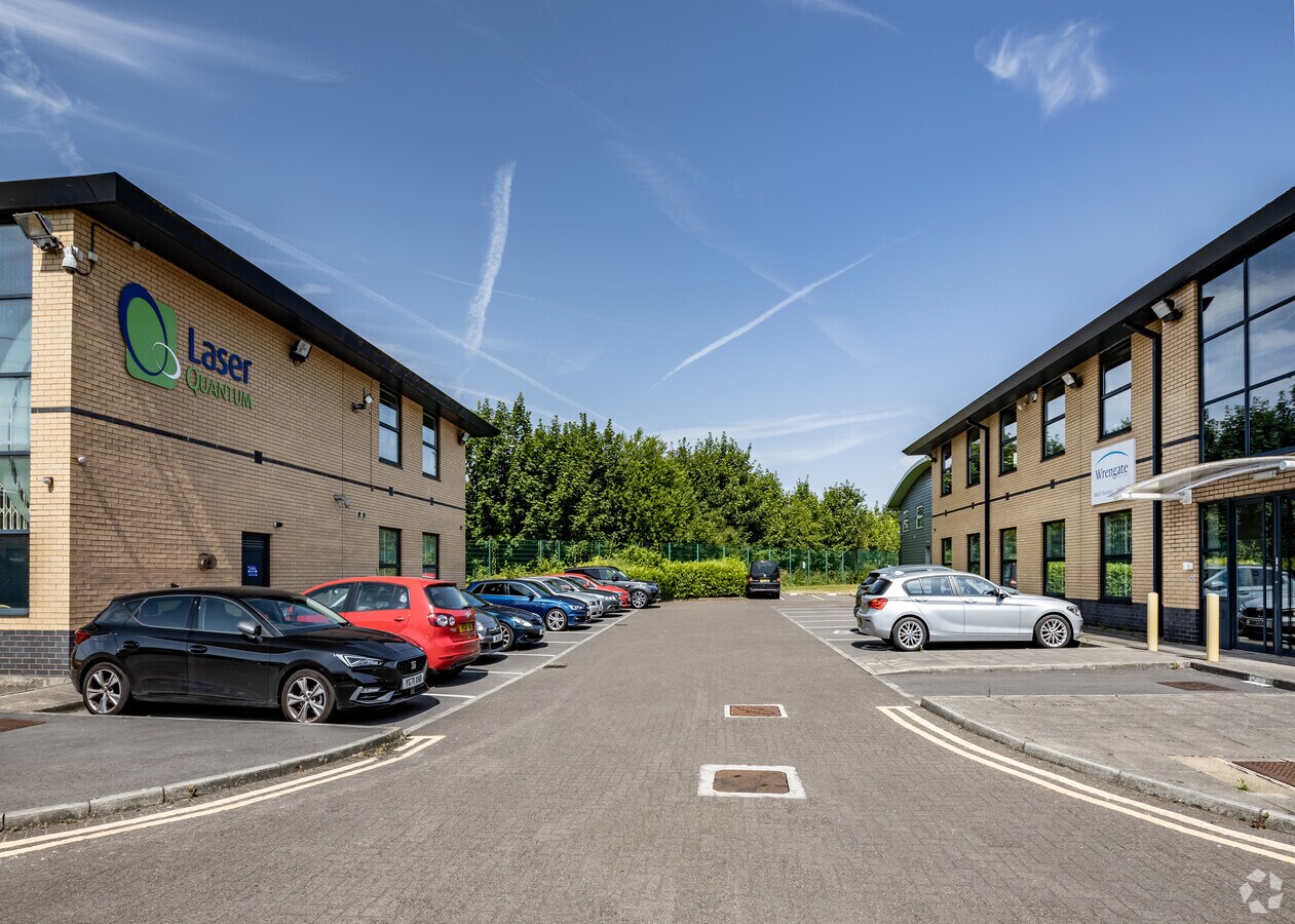 Riverview, Stockport SK4 3GN | LoopNet UK