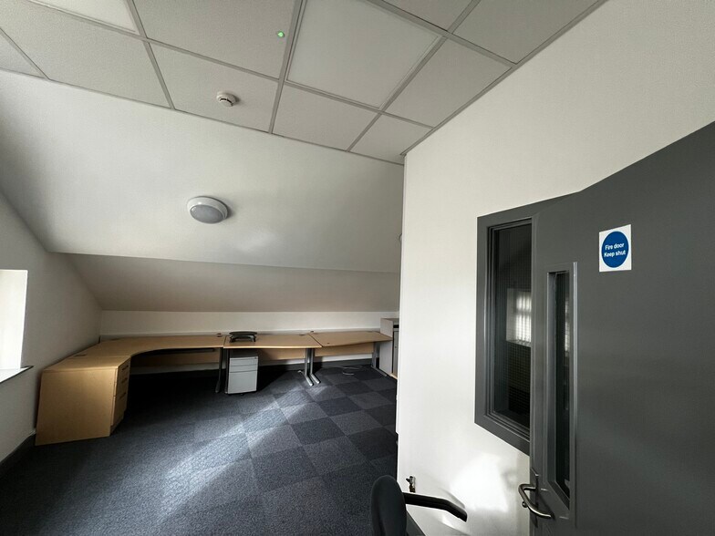 14-16 Tong Rd, Leeds, LS12 1HX - Light Industrial for Sale | LoopNet UK