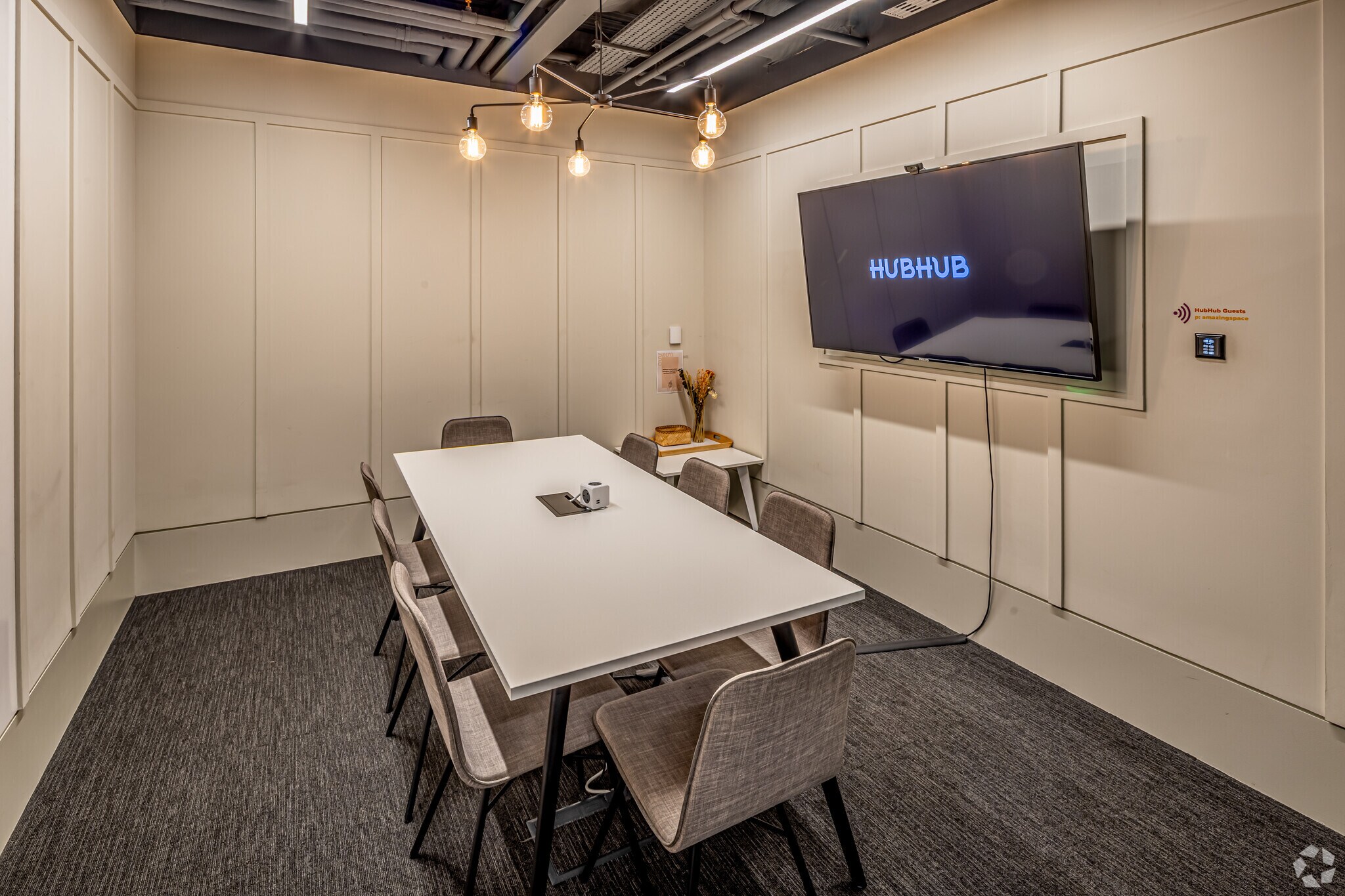 Office Space to Rent in HubHub 20 Farringdon St, London, EC4A 4AB ...