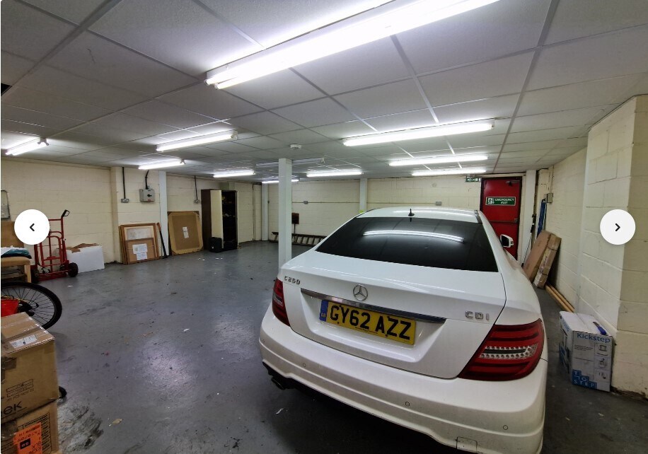 Diplocks Way, Hailsham, BN27 3JF - Unit 4-8 | LoopNet UK