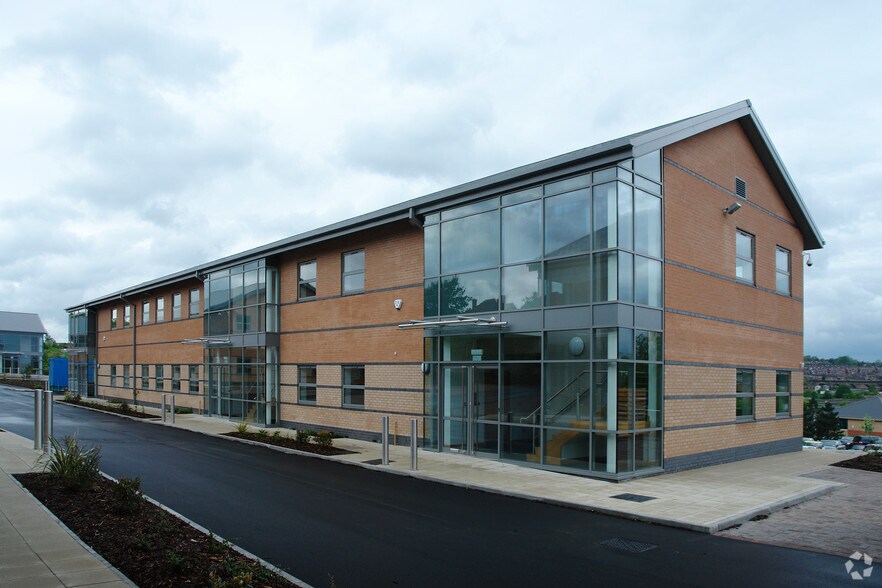 Global Ave, Leeds, LS11 8PR | LoopNet UK