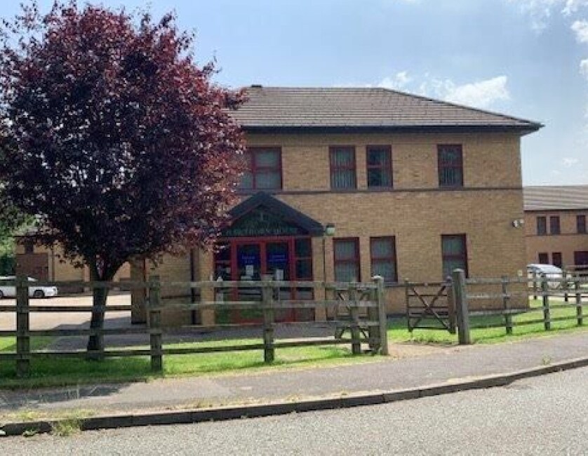 Hawthorne House, 1 Medlicott Close, Corby, NN18 9NF | LoopNet