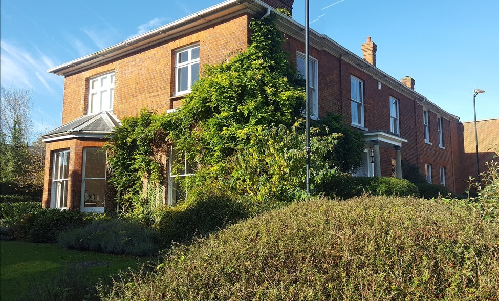 London Rd, Basingstoke, RG21 4AW - Eastlands II | LoopNet UK