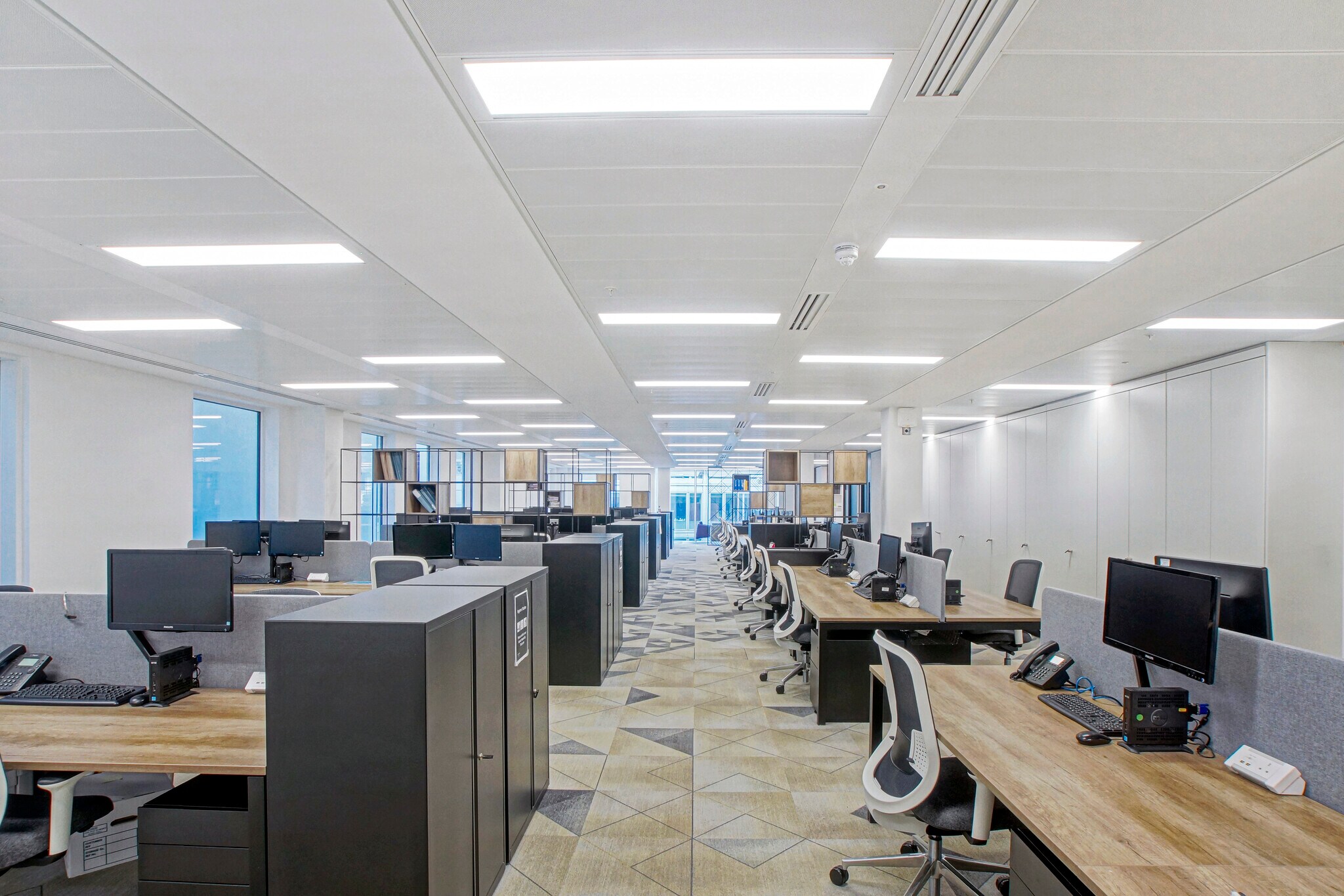 Coworking Space to Rent - St Andrews House, 18-20 St. Andrew St, London ...