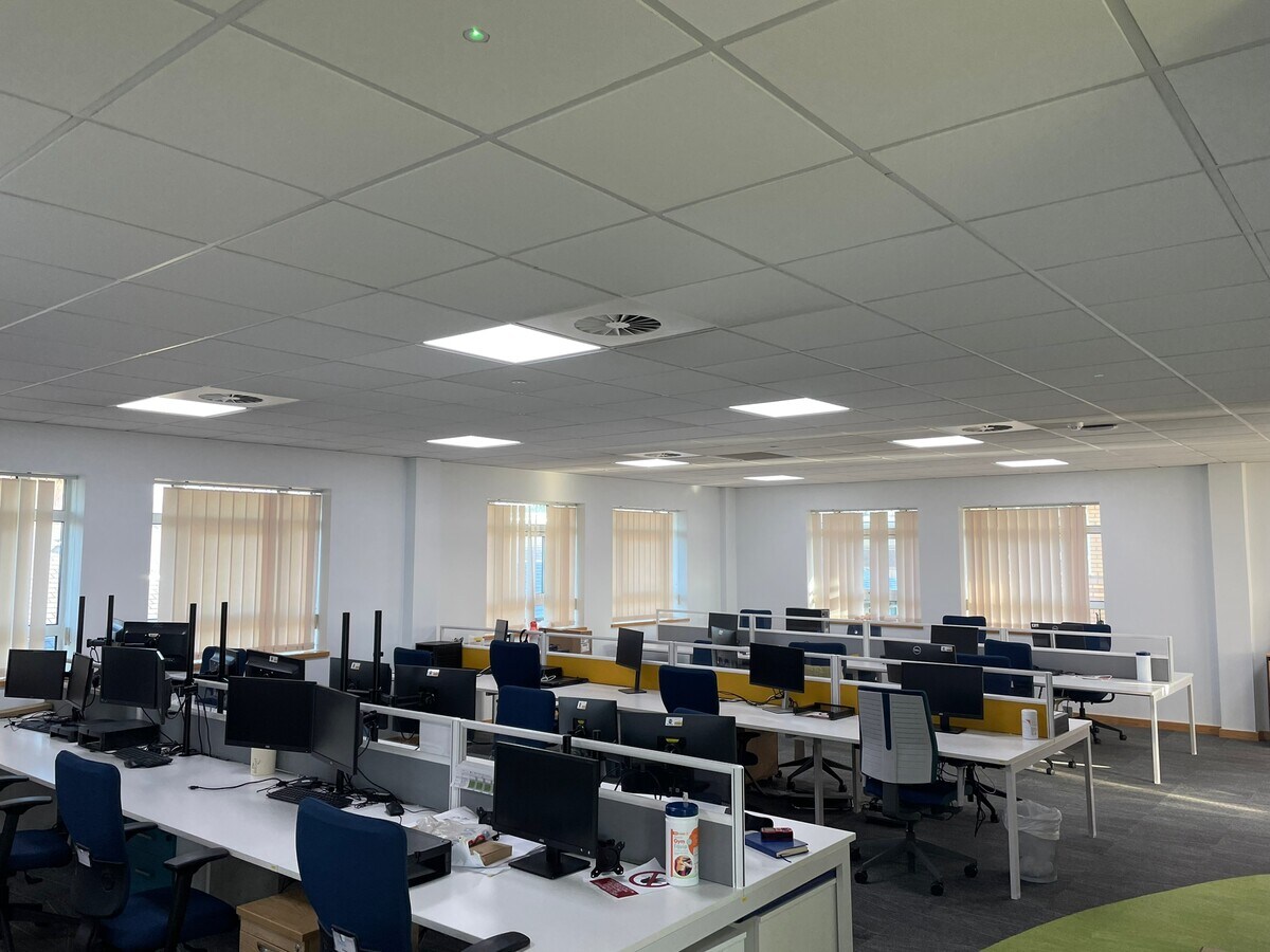 1B Mulberry, Cardiff, CF23 8RS - Oak Tree Court | LoopNet UK