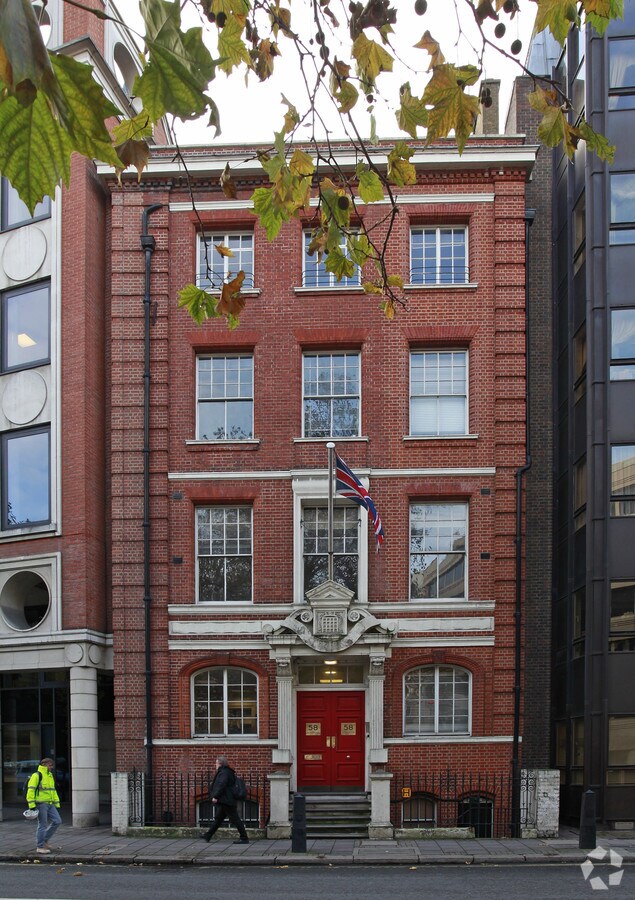 58 Buckingham Gate, London SW1E 6AJ | LoopNet UK