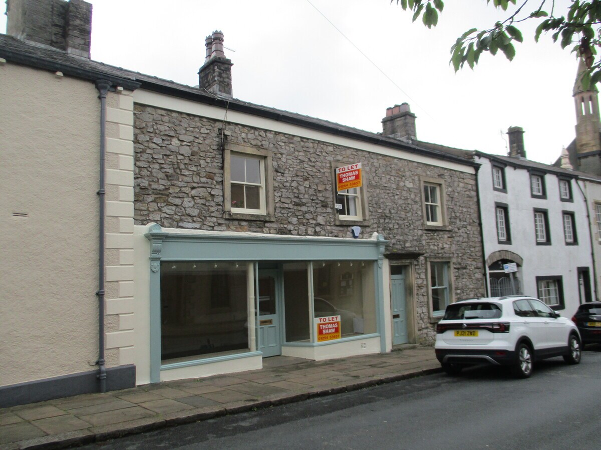 6-8 Church St, Clitheroe, BB7 2DG - Retail / Shopfront Retail / Office ...