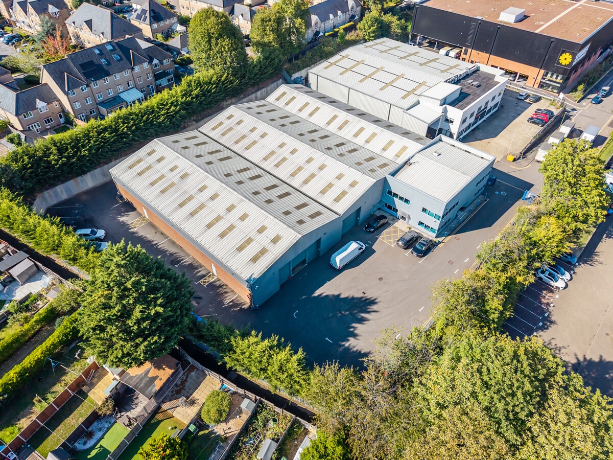 Industrial / Warehouse property for Sale in 14 Rhodes Way, Watford ...
