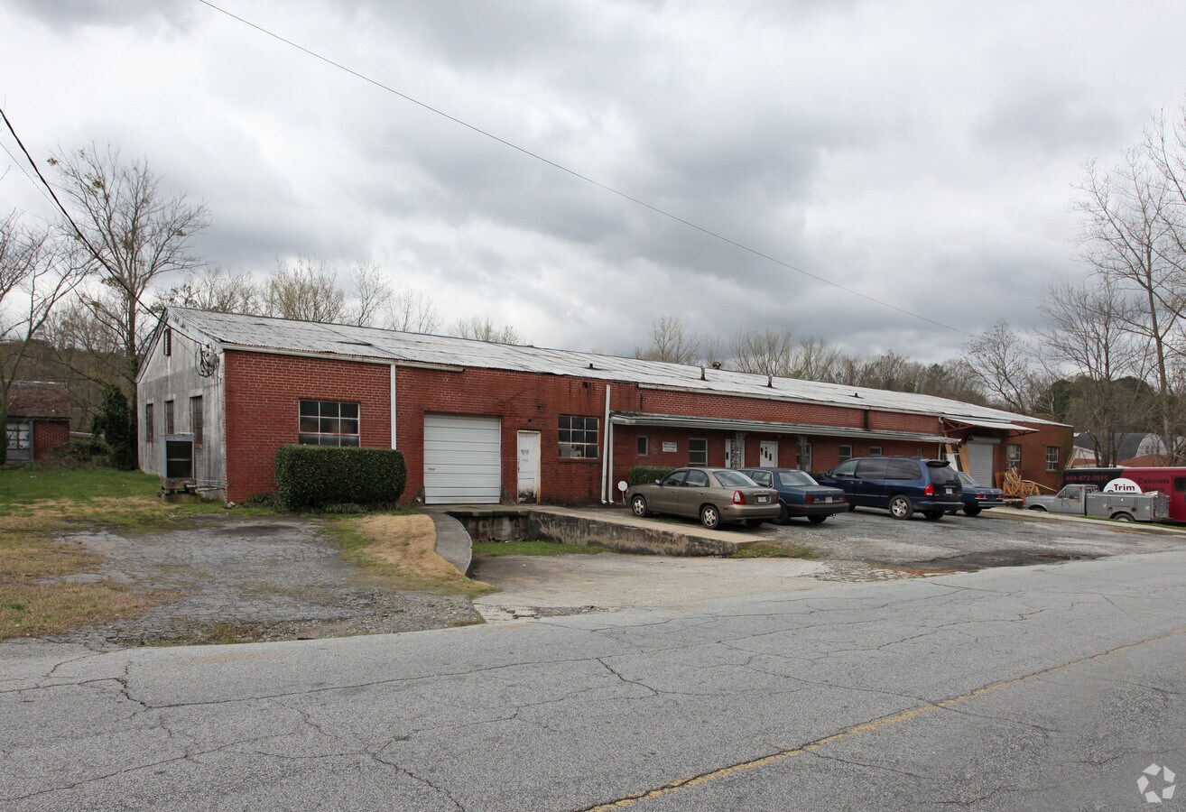 1175 Zonolite Rd NE, Atlanta, GA 30306