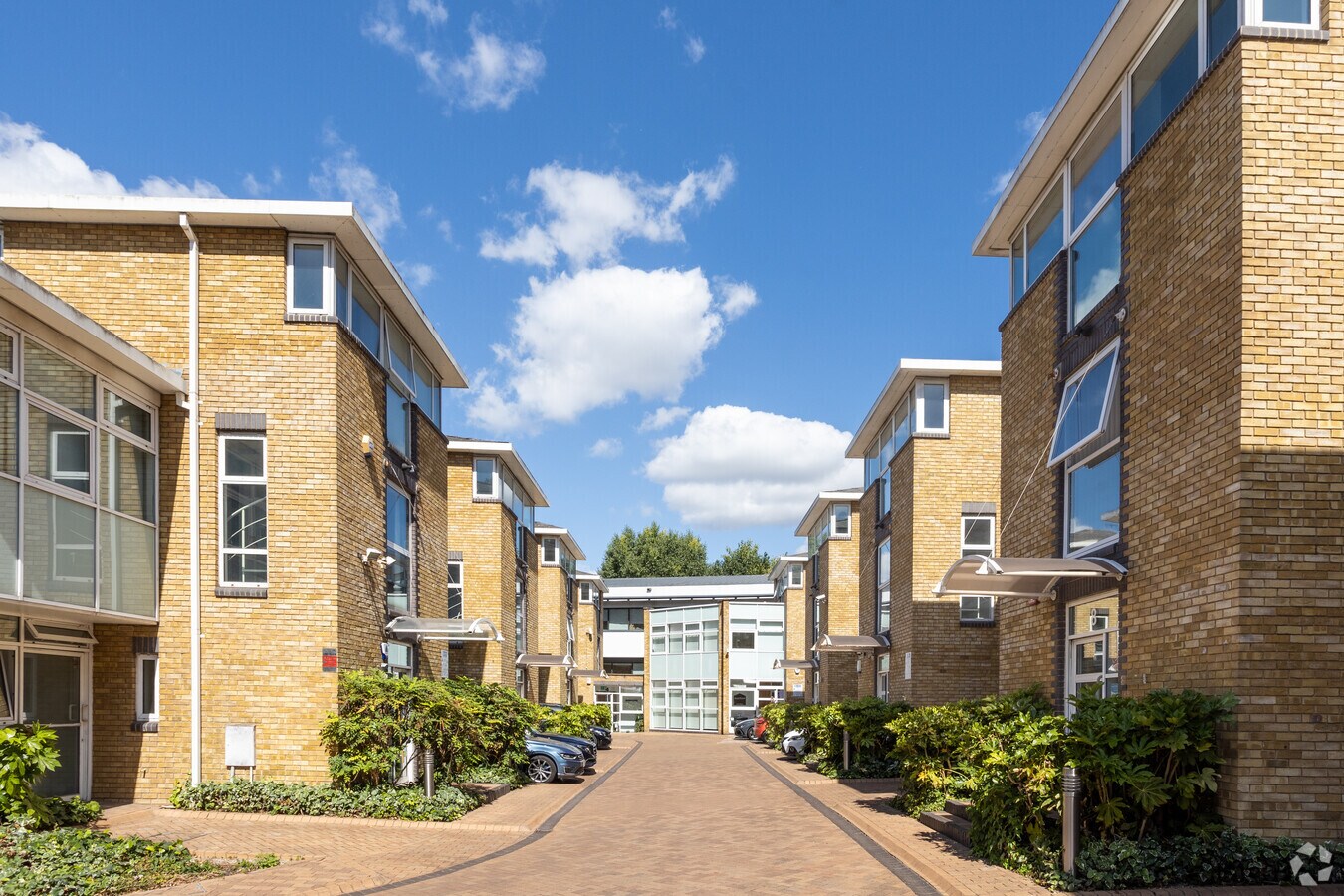 1A Frognal, London NW3 6AL | LoopNet UK