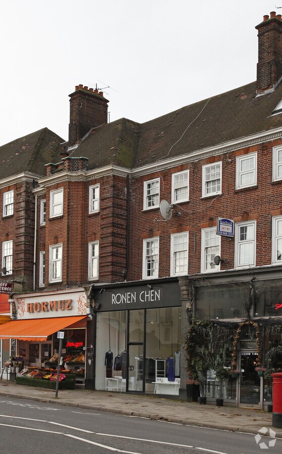 6 Ashbourne Para, London NW11 0AD | LoopNet UK