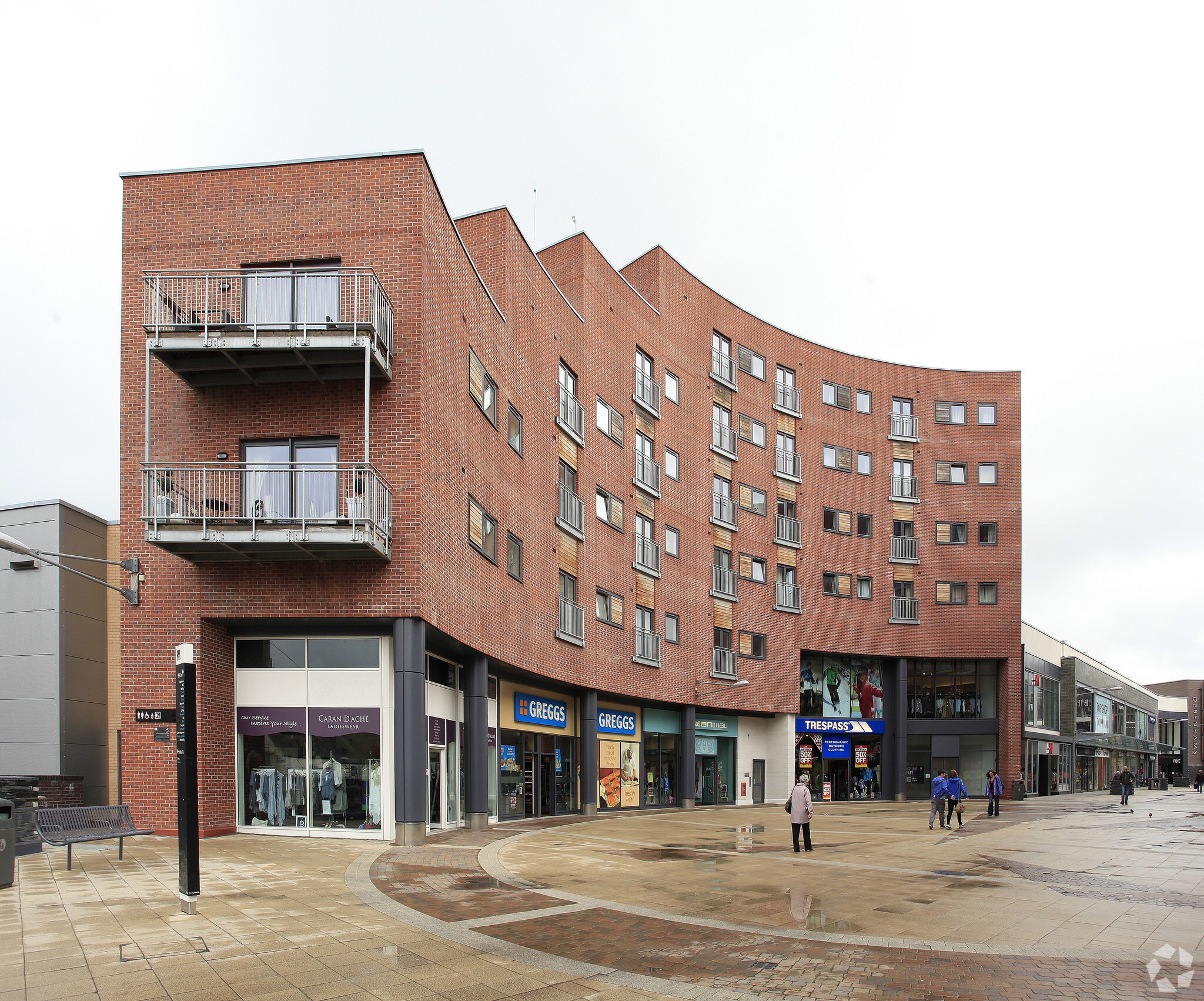 Eagles Meadow, Wrexham LL13 8DG - Eagles Meadow Shopping Centre | LoopNet.co.uk