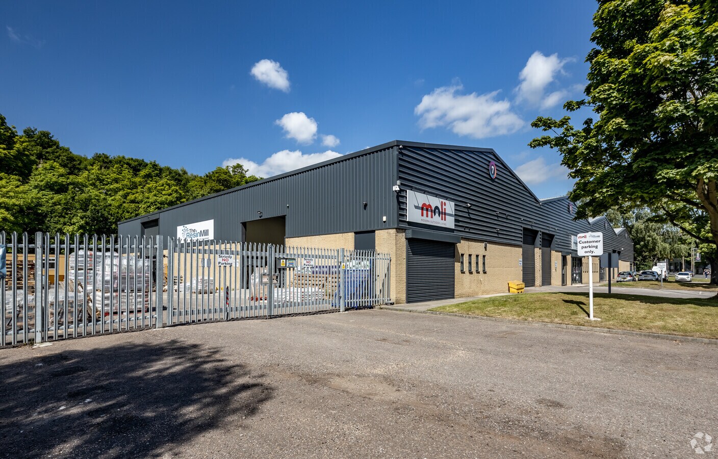 Beck Rd, Huddersfield HD1 5DG | LoopNet UK