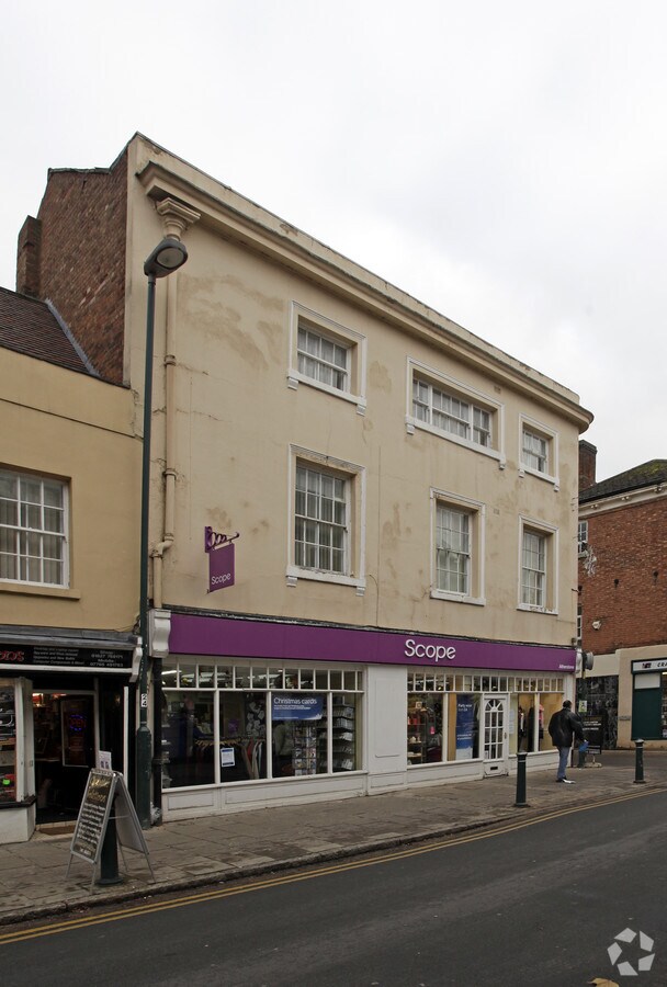 86 Long St, Atherstone CV9 1ET | LoopNet UK