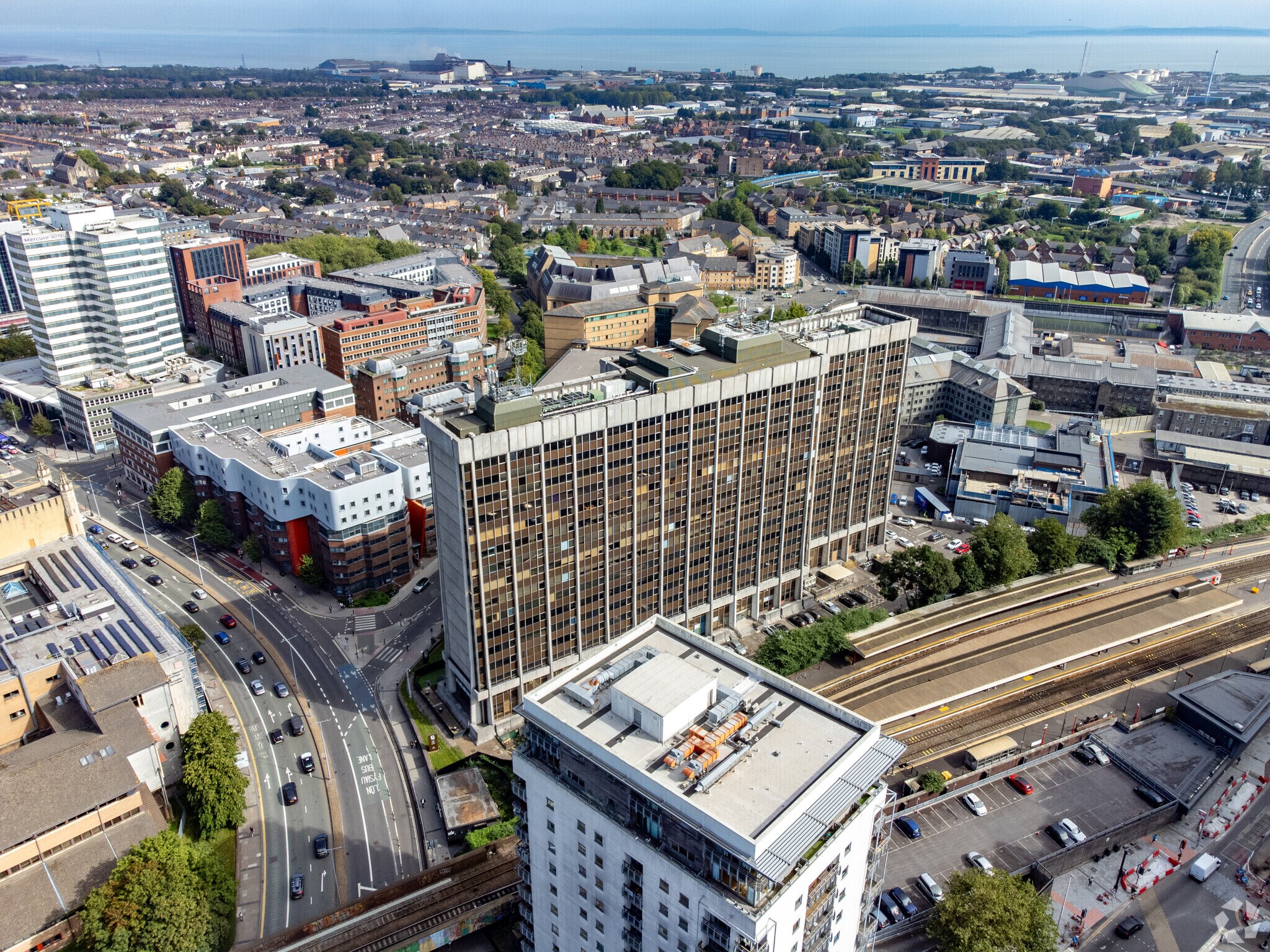 Coworking Space to Rent - Brunel House, 2 Fitzalan Rd, Cardiff, CF24 ...