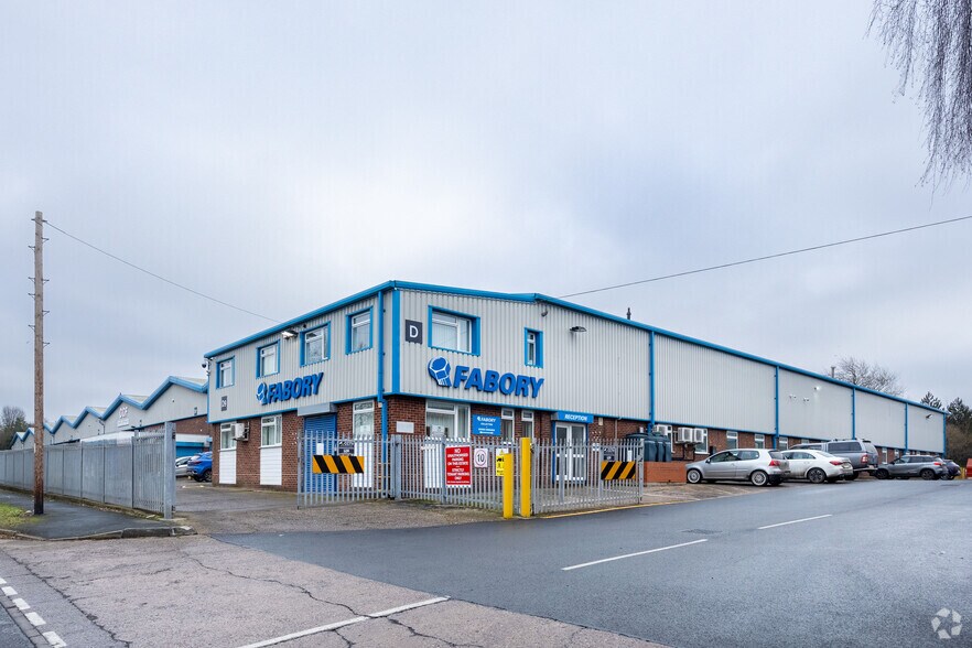 3 Bescot Estate, Wednesbury, WS10 7SG - GBR