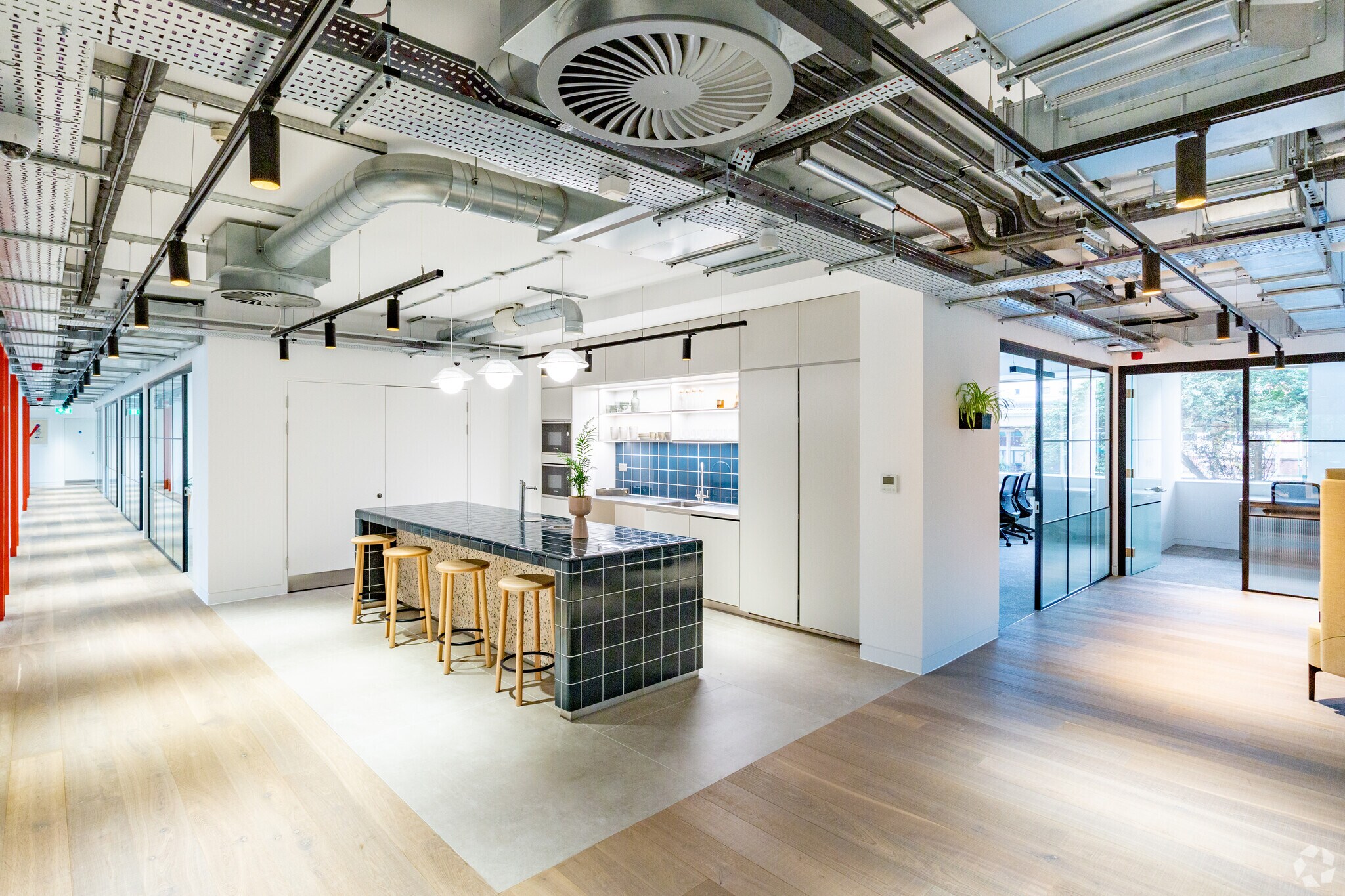 Coworking Space to Rent - Brunel House, 2 Fitzalan Rd, Cardiff, CF24 ...