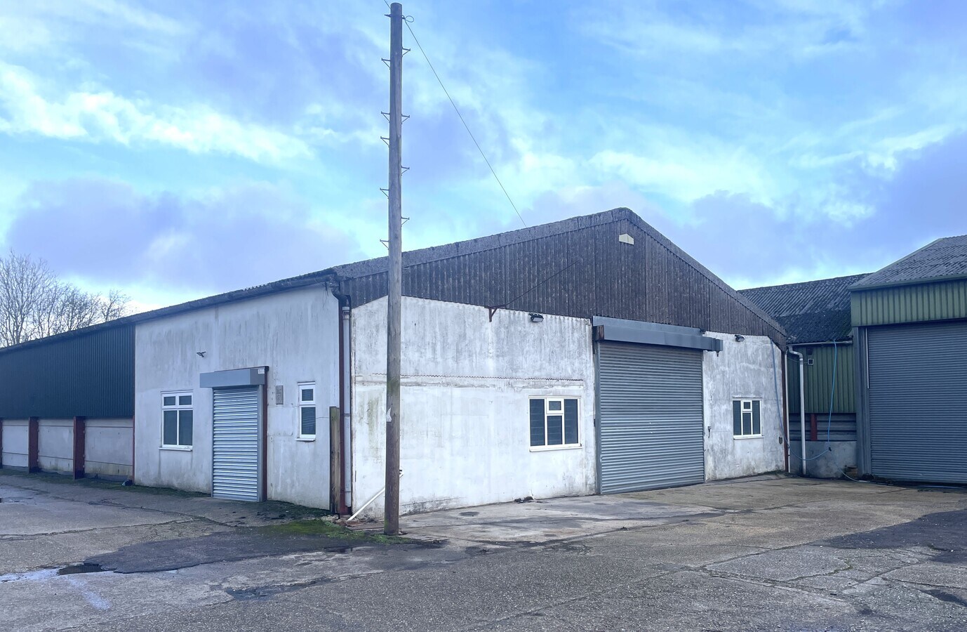 Unit 8, Folly Farm, Waltham Ln, Basingstoke, RG25 2BS | LoopNet