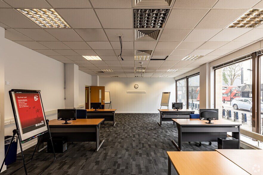 24 Eversholt St, London NW1 1AD | LoopNet UK