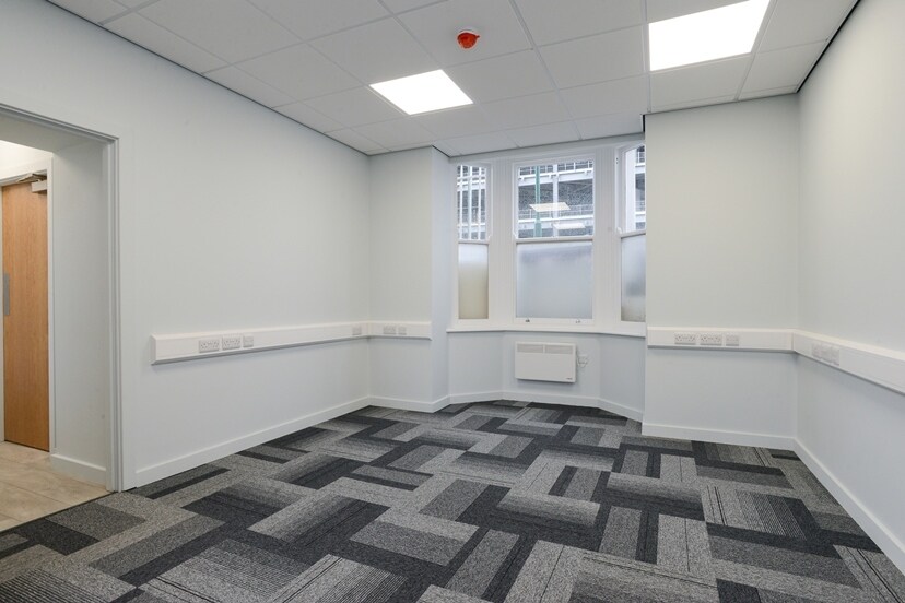 2 Arkwright St, Nottingham NG2 2GD - Office for Rent | LoopNet.co.uk