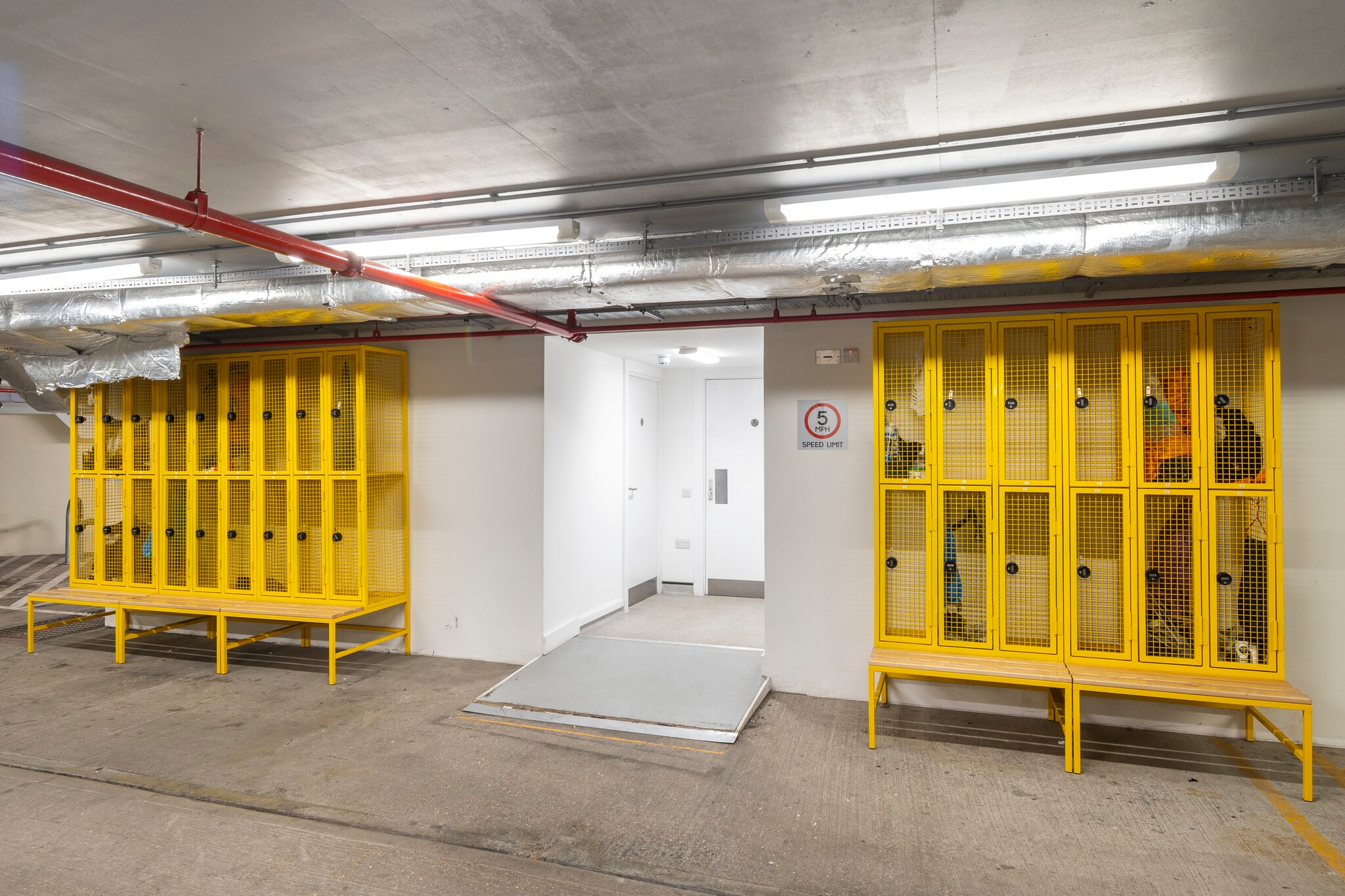Office Unit for Sale in 3 Harbour Exchange, London, E14 9GE - 96,644 sq ...