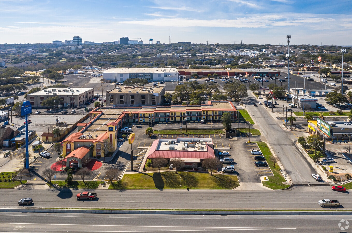 9542 W Interstate 10, San Antonio 78230 | LoopNet UK
