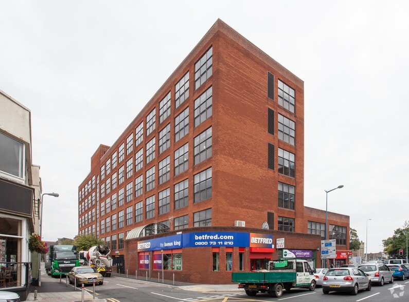 47 Newport Rd, Cardiff, CF24 0AD - Longcross Court | LoopNet UK