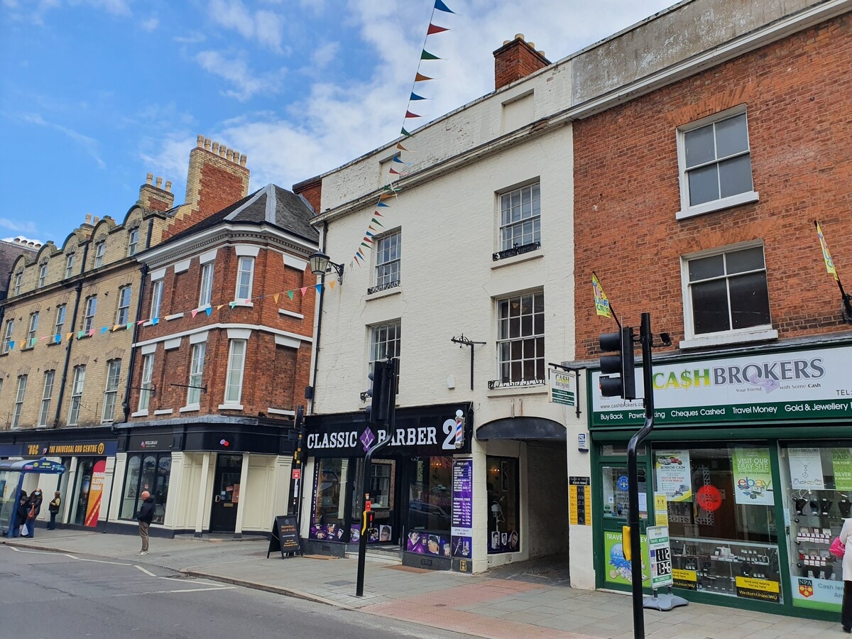 35-35A Castle St, Shrewsbury, SY1 2BW - GBR