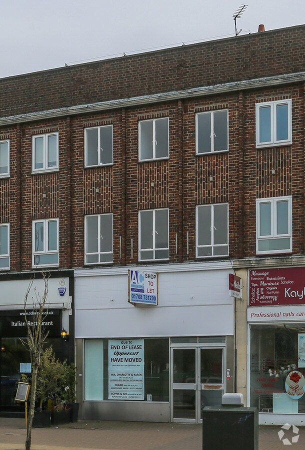 41 Corbets Tey Rd, Upminster RM14 2AJ | LoopNet UK