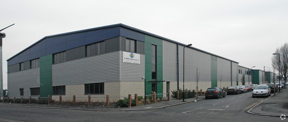 Brent Rd, Southall, UB2 5FB - Beaver Industrial Park | LoopNet UK