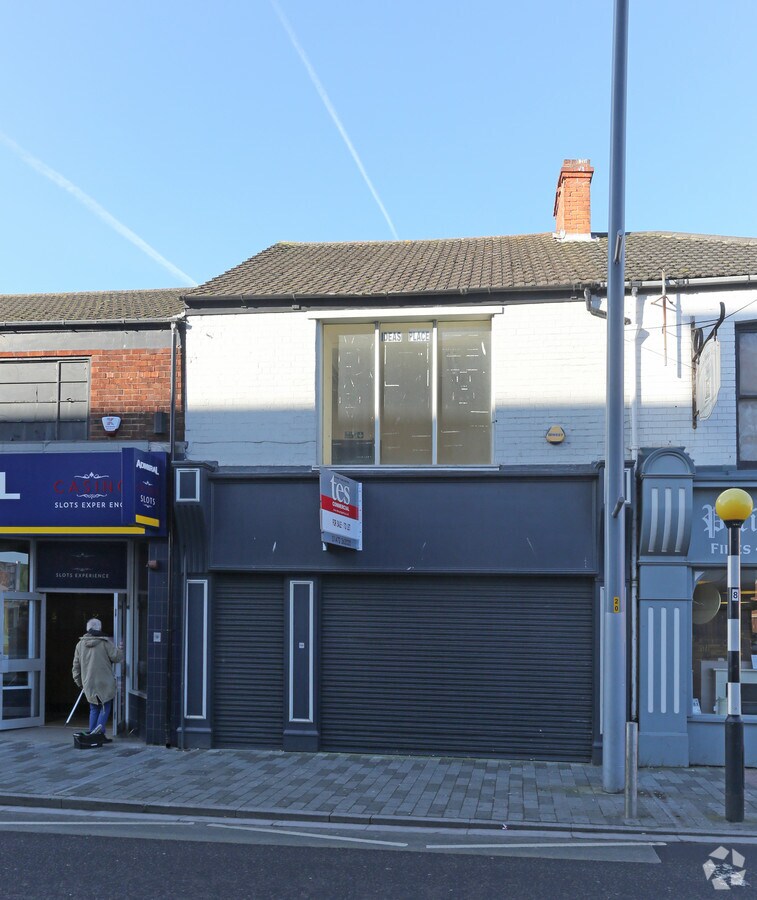 Retail Property for Sale in 116 Freeman St, Grimsby, DN32 7AJ - 1,643 ...