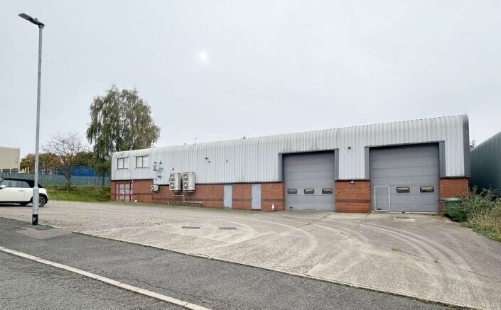 Industrial Space to Rent - Whittle Clos, Daventry, NN11 8RQ - 9,981 sq ...