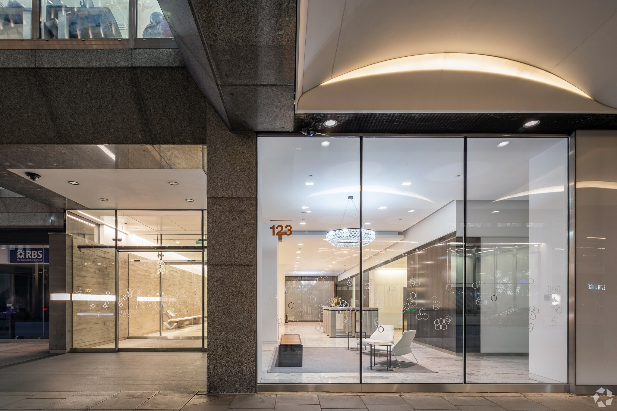 Coworking Space to Rent - 123 Victoria St, London, SW1E 6DE | LoopNet